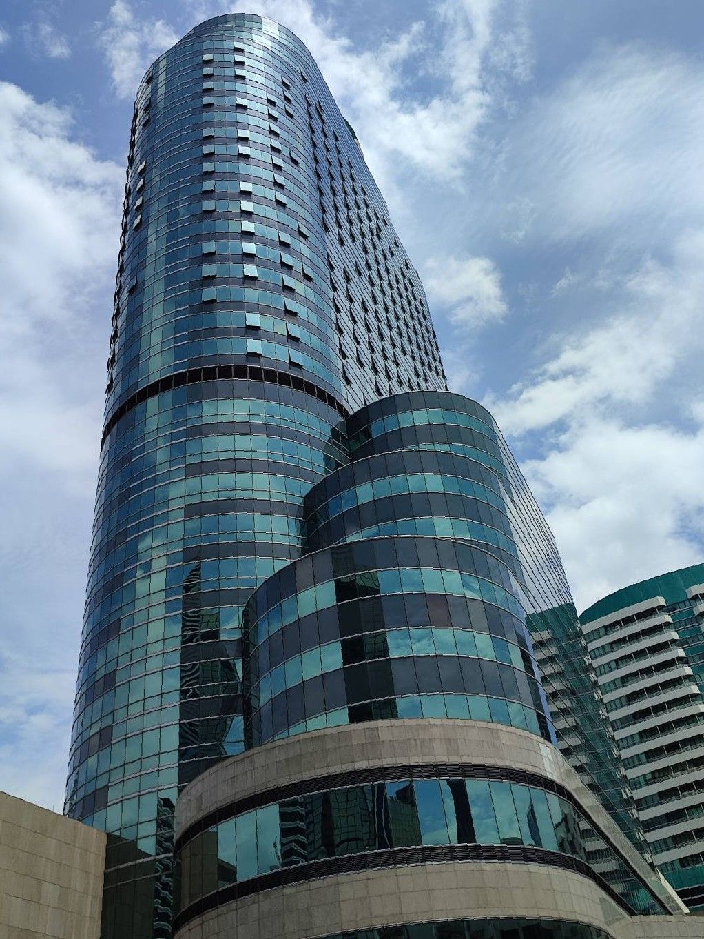 อาคาร เพรสซิเด้นท์ ทาวเวอร์ (President Tower) – BKSC