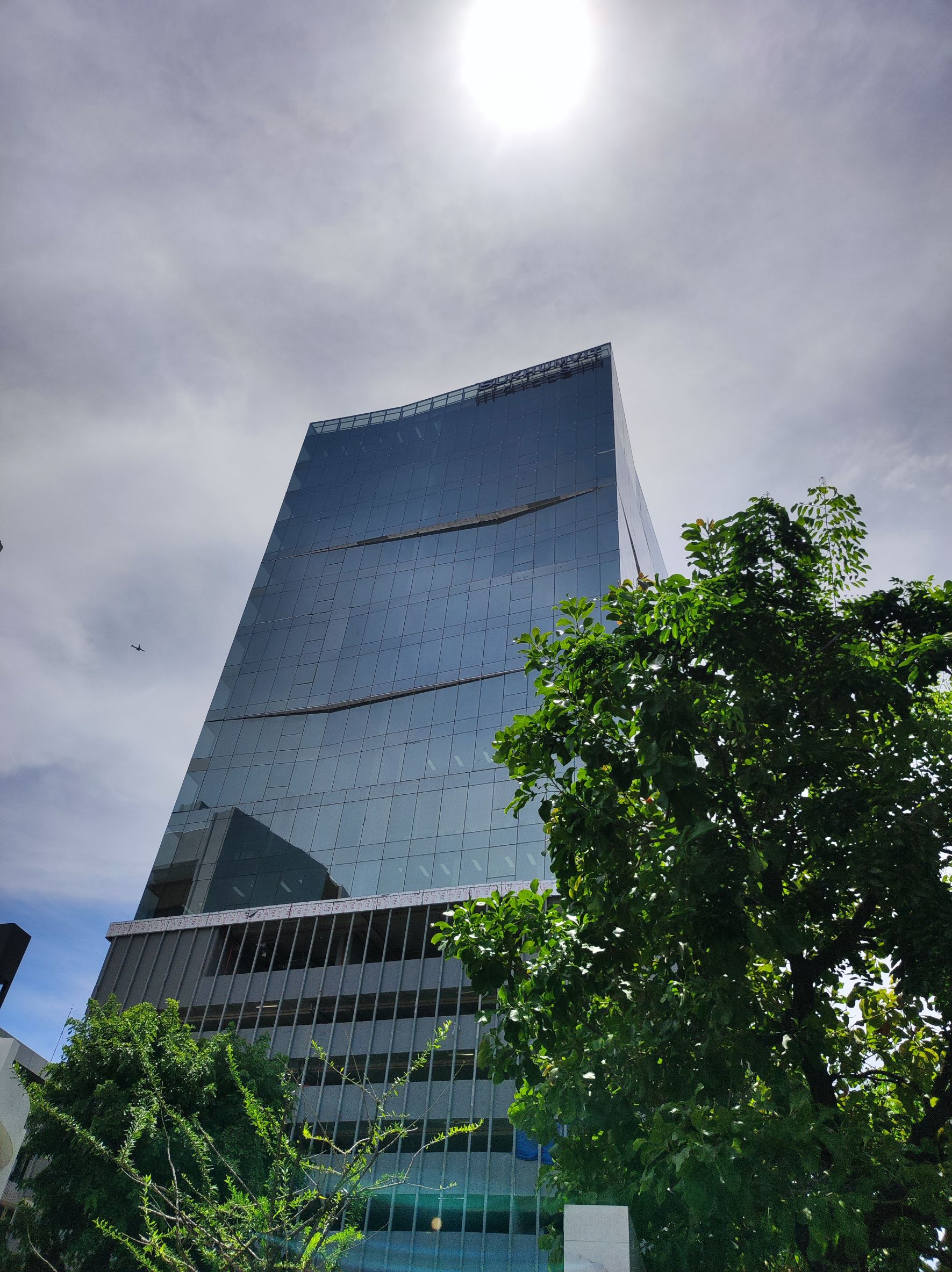 อาคาร สุขุมวิท ฮิลล์ (SUKHUMVIT HILLS BUILDING) – BKSC